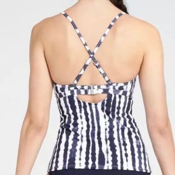 Athleta | Swim | Athleta Wave Break Molded Cup Tankini Swim Top Nwt ...